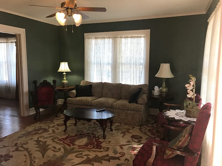 Walker Suite - Breckenridge, TX