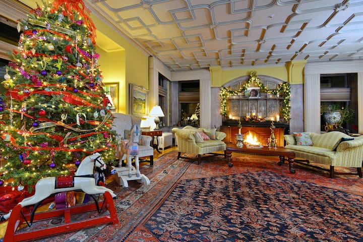 15 Br Mansion Sleeps 32 | Indoor Pool | Ski | Bar - Manchester, VT