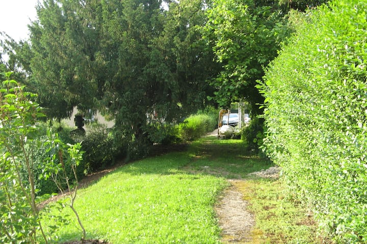 Studio Calme Rénové - Salins-les-Bains