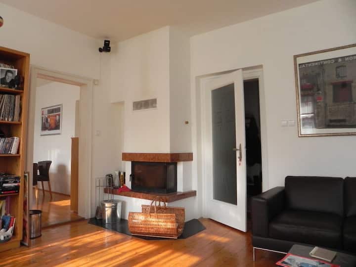 Good Vibes And Positive Energy House - Leopoli