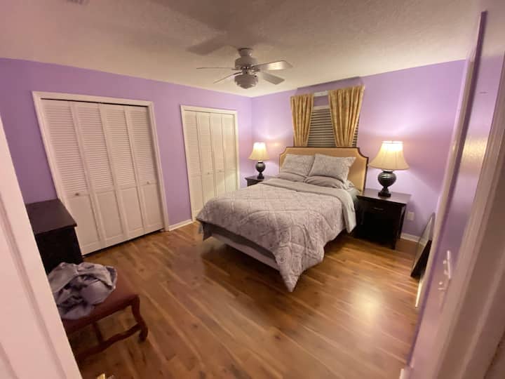 Cozy Comfortable House Located In The Woods - Maitland, FL