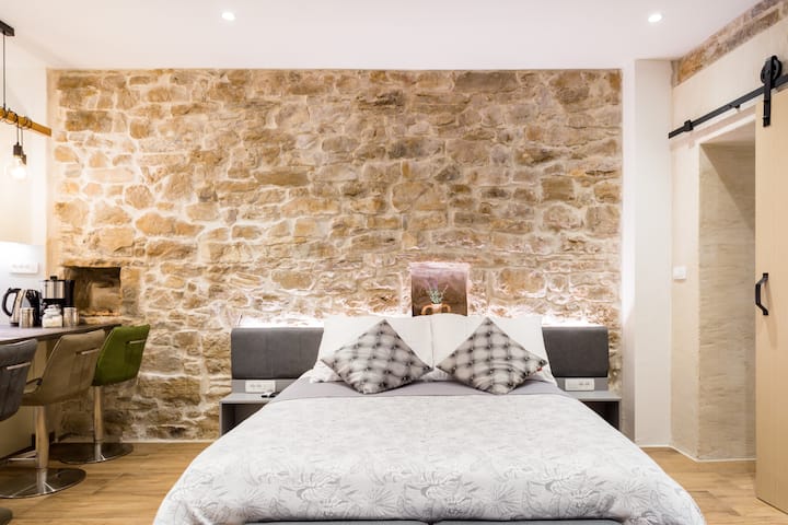 Historic Stone Studio In The Center Of Split - Split