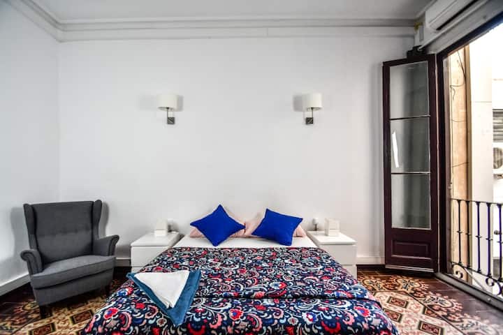 Habitacion Doble Grande En El Centro De La Ciudad! - Barcelona