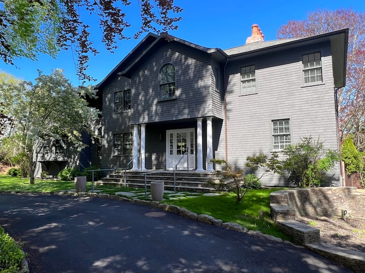The Boat Suite, Below Deck - Montauk, NY