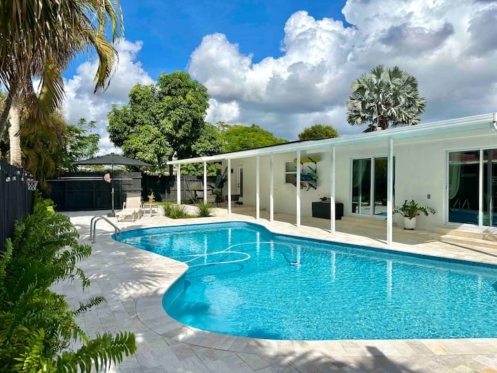Florida Mid Century Modern Ranch In The 1950s And Early 1960s, Florida