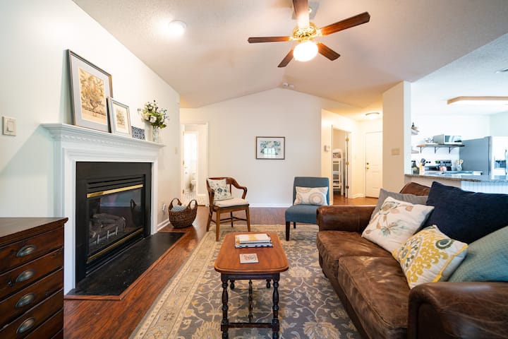 Hyacinth House - Durham, NC