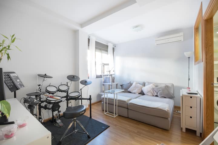 Alojamiento Privado A 15 Min Centro Con Garaje - Madrid