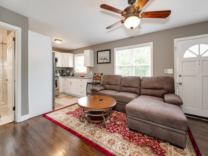 Winston's  - 2 Br - Downtown's - Queens - Pad 2 - Winston-Salem, NC