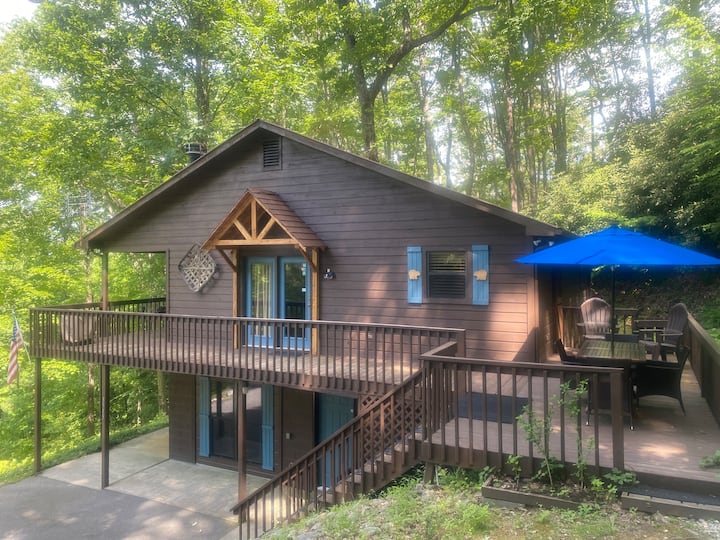 S'more Memories-borders The Cherokee Nat’l Forest - Cosby, TN