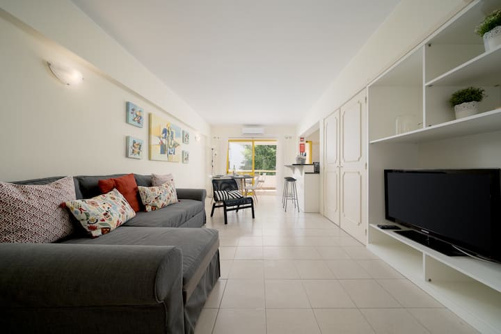Beautiful Vilamoura Flat, City Center - Quarteira