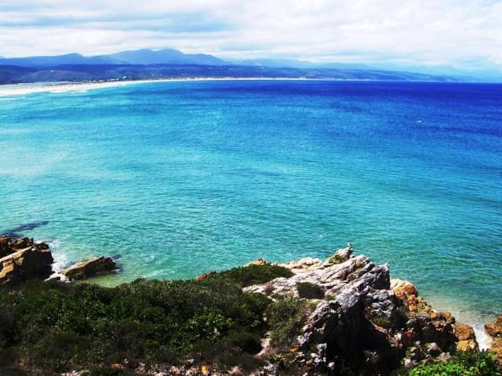 Hideaway Homestay,  Steps From Plett's Best Beach - Plettenberg Bay