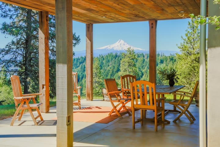 Columbia Gorge Scenic Retreat - White Salmon, WA