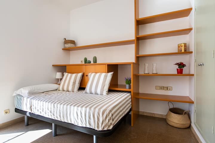 Loft Cerca De Plaza Francesc Macià - Barcelona