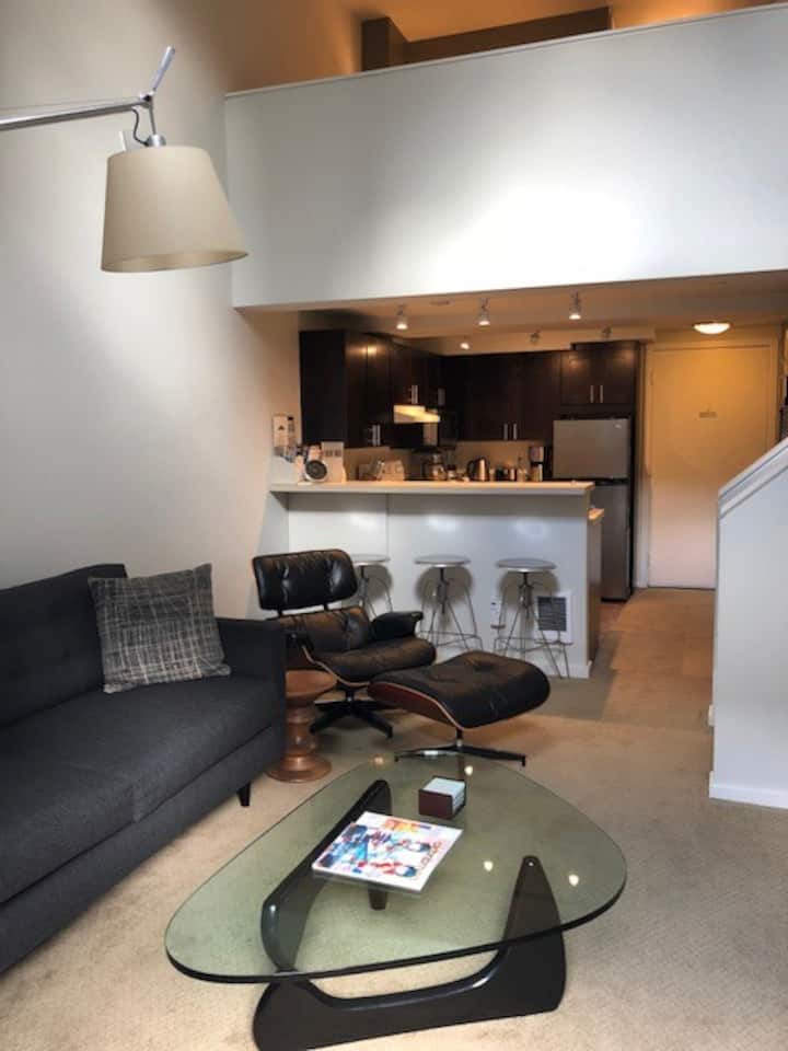 Quiet Belltown/downtown Loft-top Floor Unit - A/c - Seattle, WA