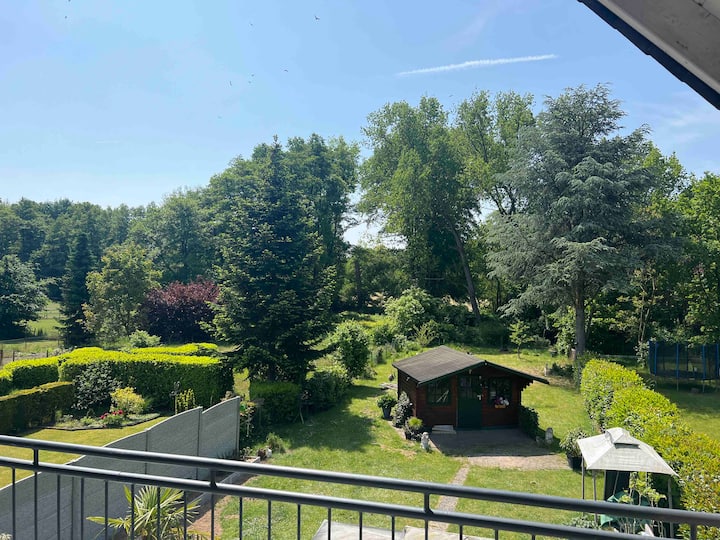 Cozy Apartment With Balcony And Parking In Tüddern - Sittard