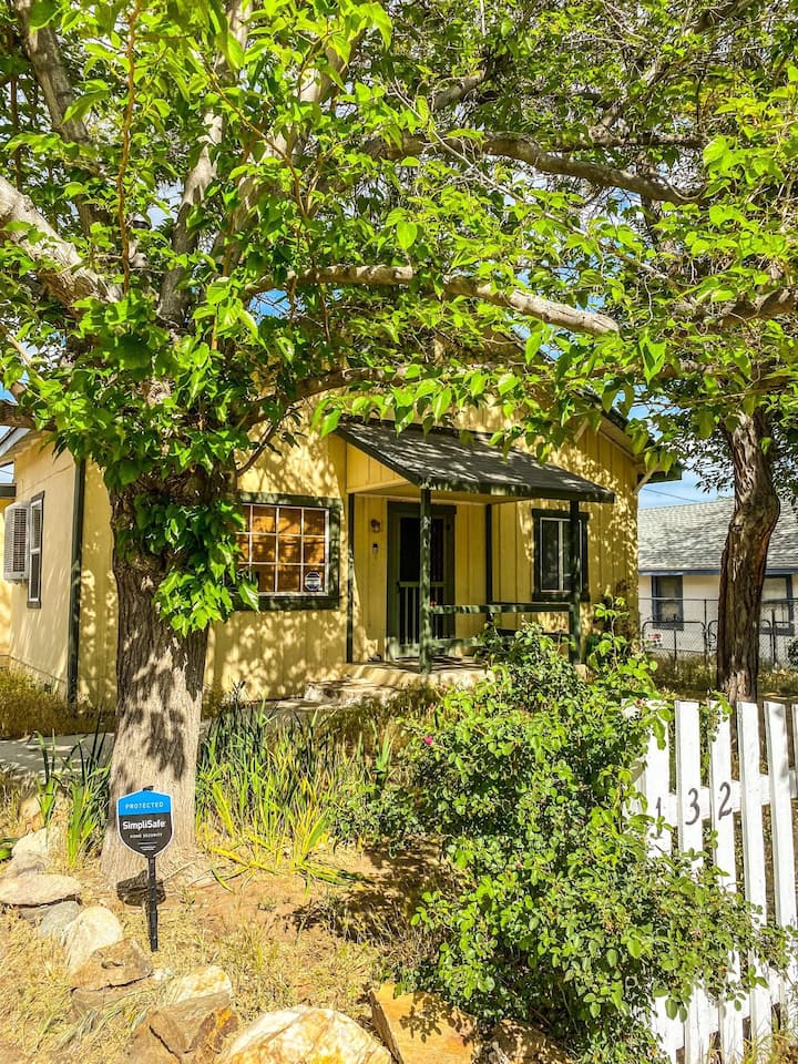 Cozy Lake Isabella Cabin - Lake Isabella, CA