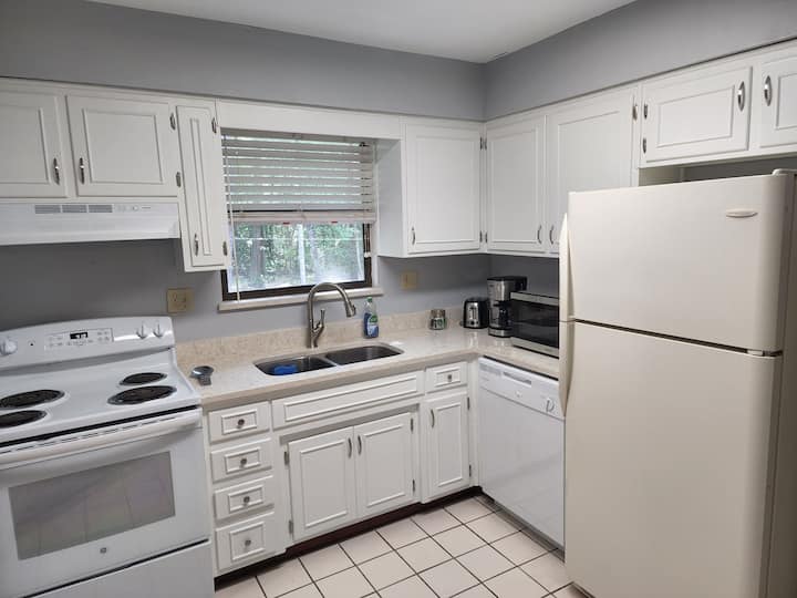 Orange Park Oasis  2bed/2bath - 橙園