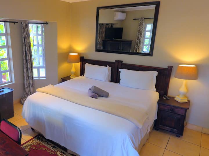 Standard Suites - Mount Edgecombe