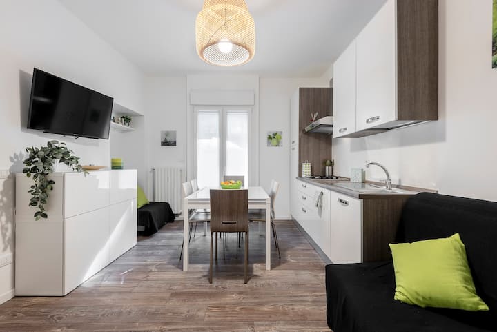 Stayeasy Filzi11 3 Bedroom 2 Baths Central Station - Milan