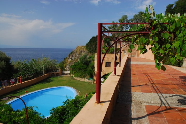 Art To Go On Vacation - I Limoni - Tropea