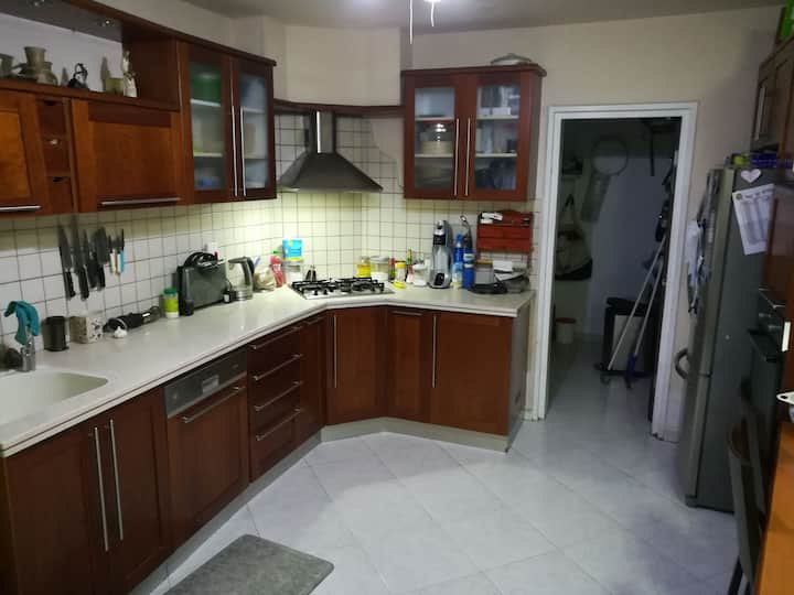 Family Home W/ Safe Room & Yard - Central Location - Israel