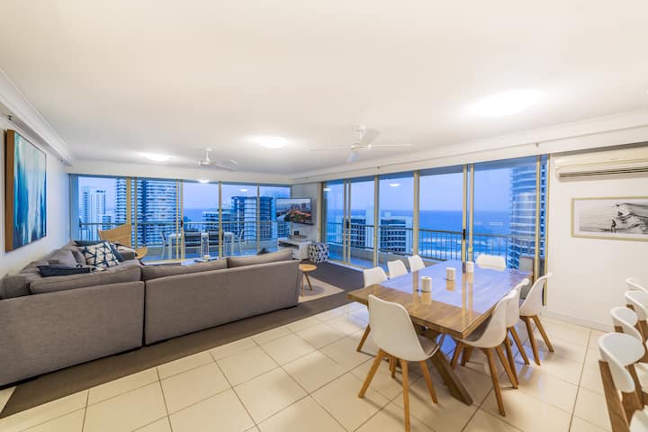 Luxury Family Friendly Apartment  "Contessa" - Gold Coast