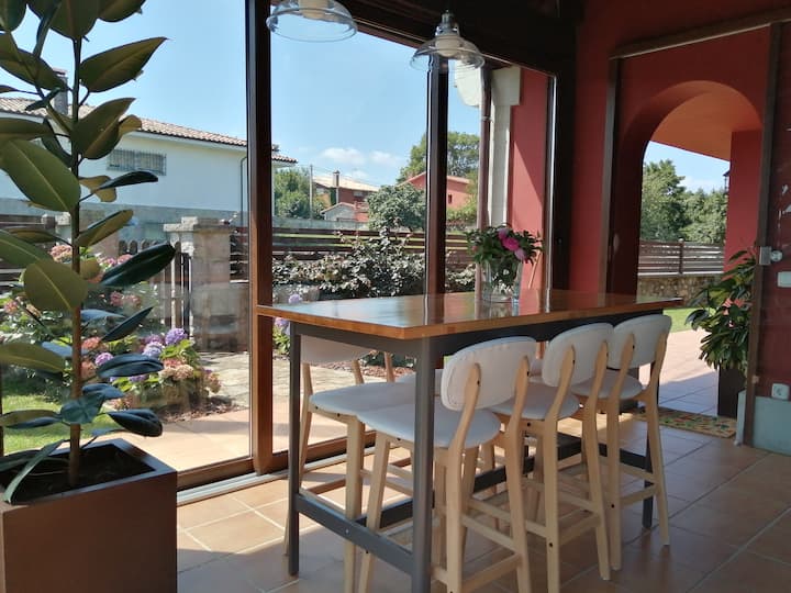 Casa Con Piscina Climatizada Y Precioso Porche - Ribadesella