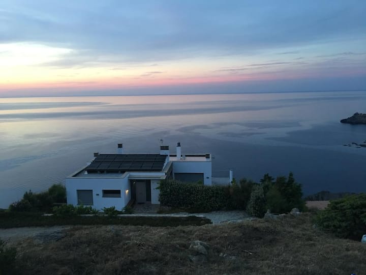 Brand New Villa With Great Views - Llançà