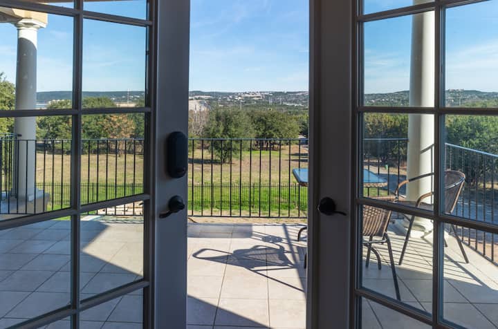 Lake Travis Suite With A View #2 - Lake Travis, TX
