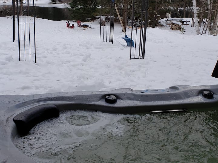 Cottage Life! 
 Book Your Winter Adventure Now. - Huntsville