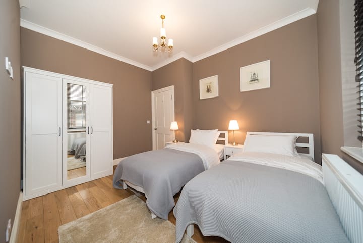 Central London 3-bedroom Apartment - Bloomsbury