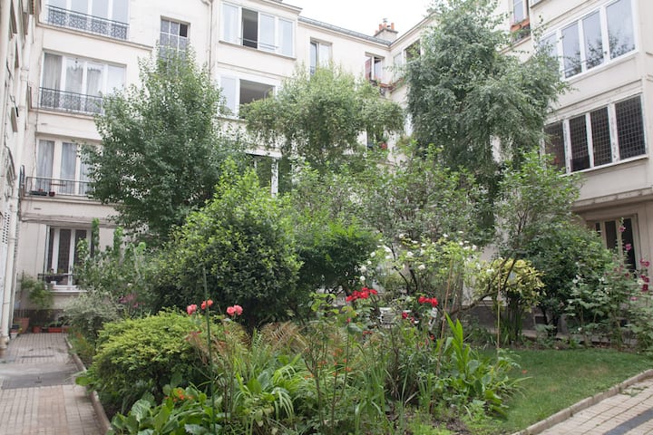 Appartement De Charme, Calme & Avec Vue Sur Jardin - Levallois-Perret