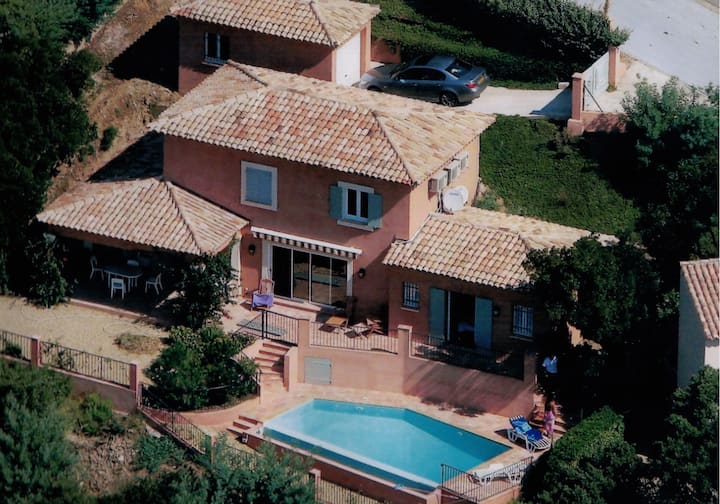 Villa Climatizzata Con Piscina Riscaldata, Vista Mozzafiato Sul Mare Sull'isola Di Levante - Rayol-Canadel-sur-Mer