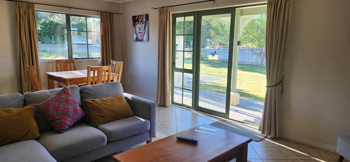 Pinegrove Cottages - Unit1 - Twizel