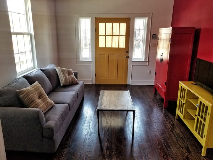 Kid Friendly Modern Home In New Orleans Minutes Away From The French Quarter - New Orleans, LA
