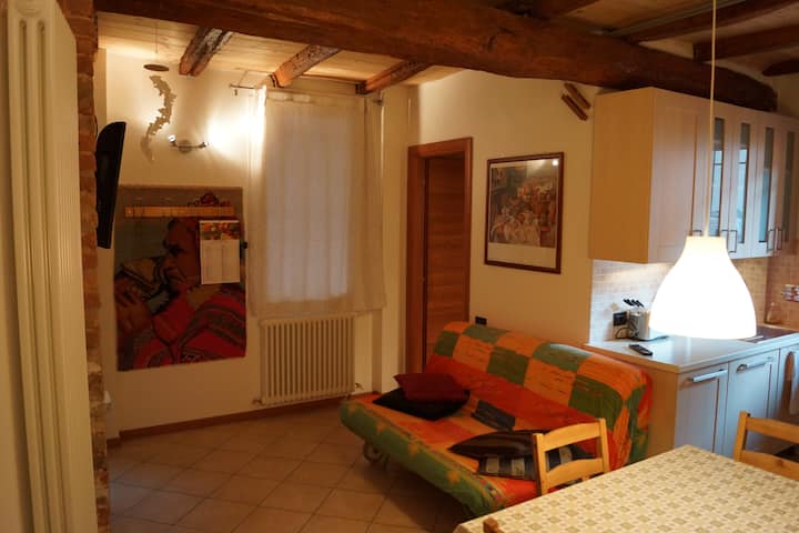 Lovely Apartment Nel Centro Storico Di Bologna - 볼로냐