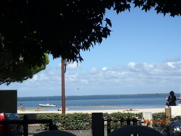 Villa Face Au Lac De Carcans Maubuisson Av Jardin - Carcans