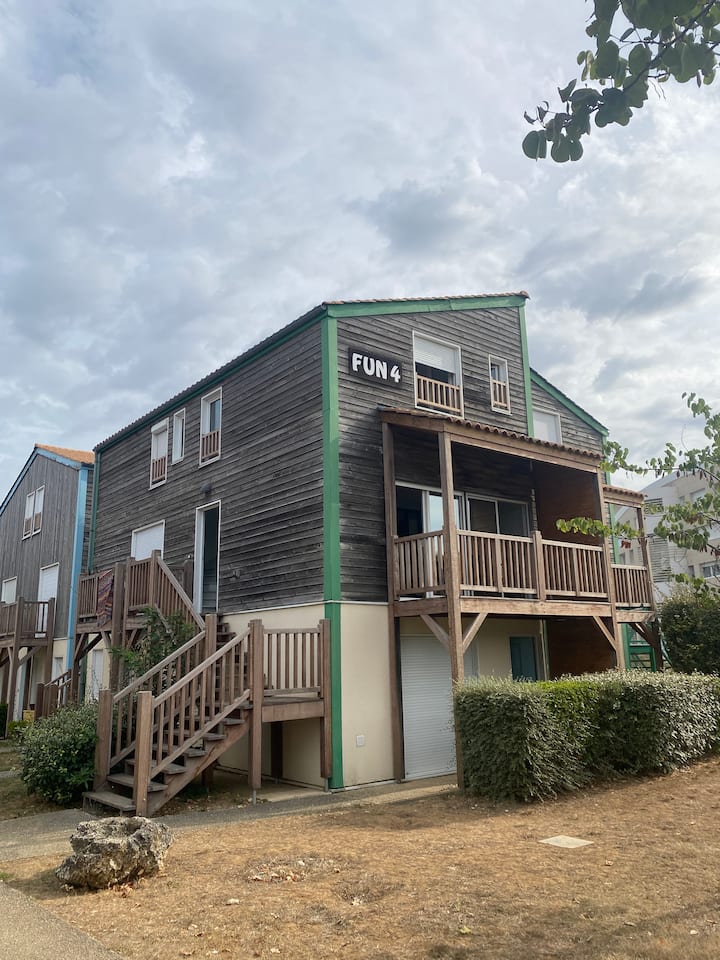 Appartement Rénové, Proche Bord De Mer - La Rochelle