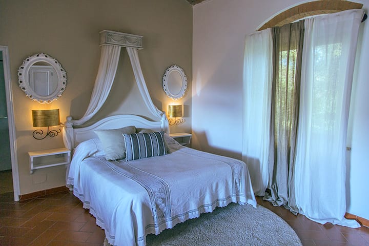 Romantic Winery - Certaldo