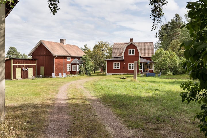 Charmigt Sekelskifteshus I Hjärtat Av Dalarna - Mora