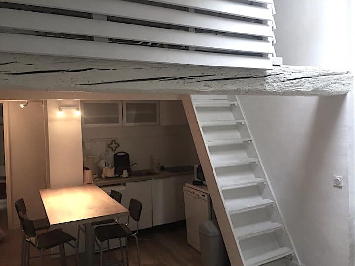 Appartement 2 Pièces Dans Centre Historique - Montpellier