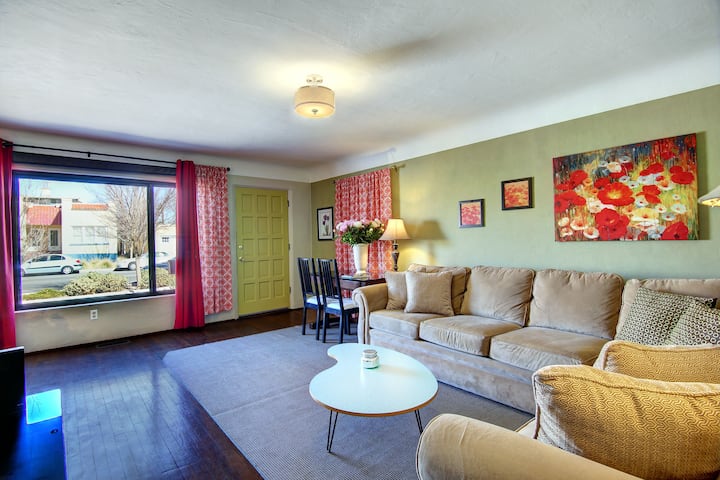 Travelers Delight-where The Fun Is! - Albuquerque, NM