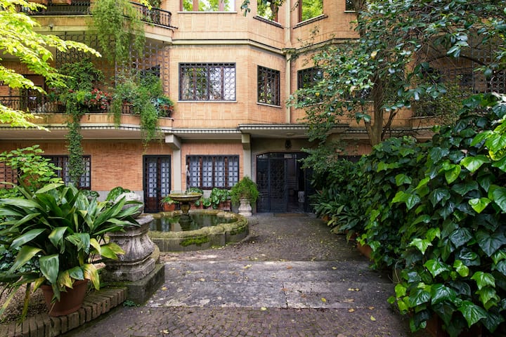 Apt. Int. 2/metro@5min/vatican Area/with Garden - Rome