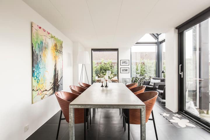 Hole House Close To Beach And City - Aarhus