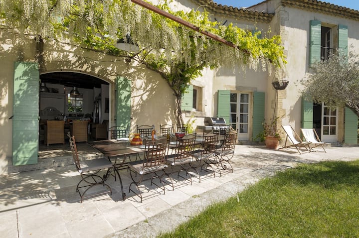 Beautiful Traditional French Mas - Saint-Rémy-de-Provence