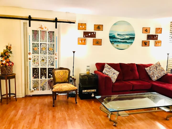 Quiet Home At Del Mar Cir - Savannah, GA