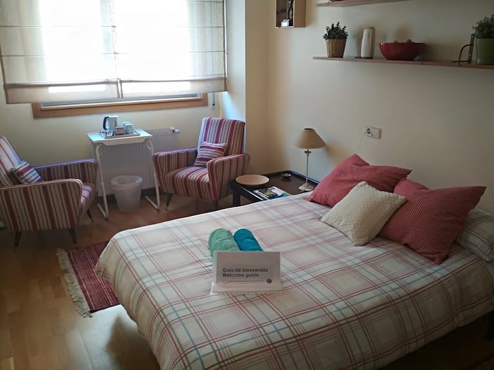 Comfortable Spacious Double Room In Quiet Location - Saint-Jacques-de-Compostelle