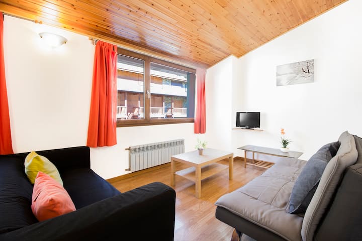Apartamento De Montaña En El Tarter Solaad - Andorra