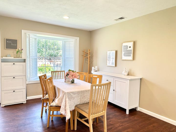 Lovely 4 Beds House San Jose Cisco Tesla - San Jose, CA