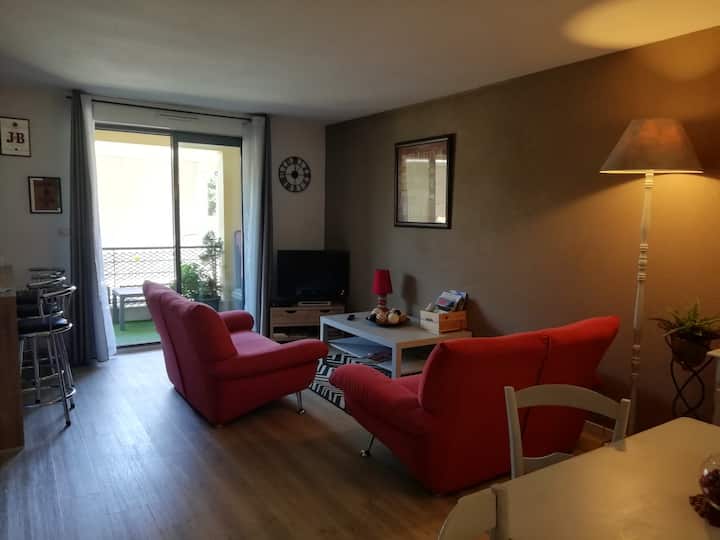 T3 Calme,cosy, Parking Sécurisé 5 Mn Centre Ville - Cahors
